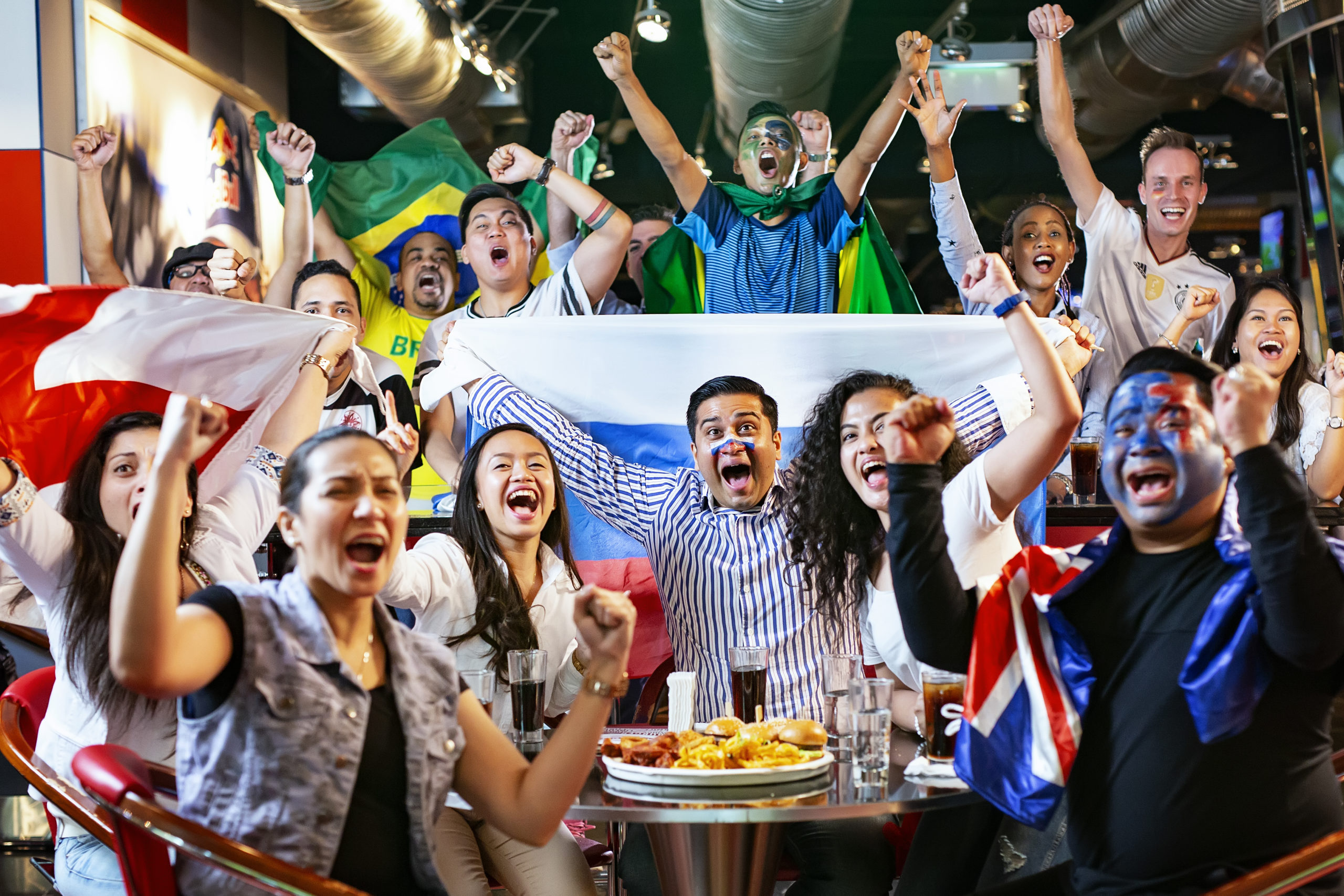 Perfect Spots to best experience football matches live - New In Doha ...