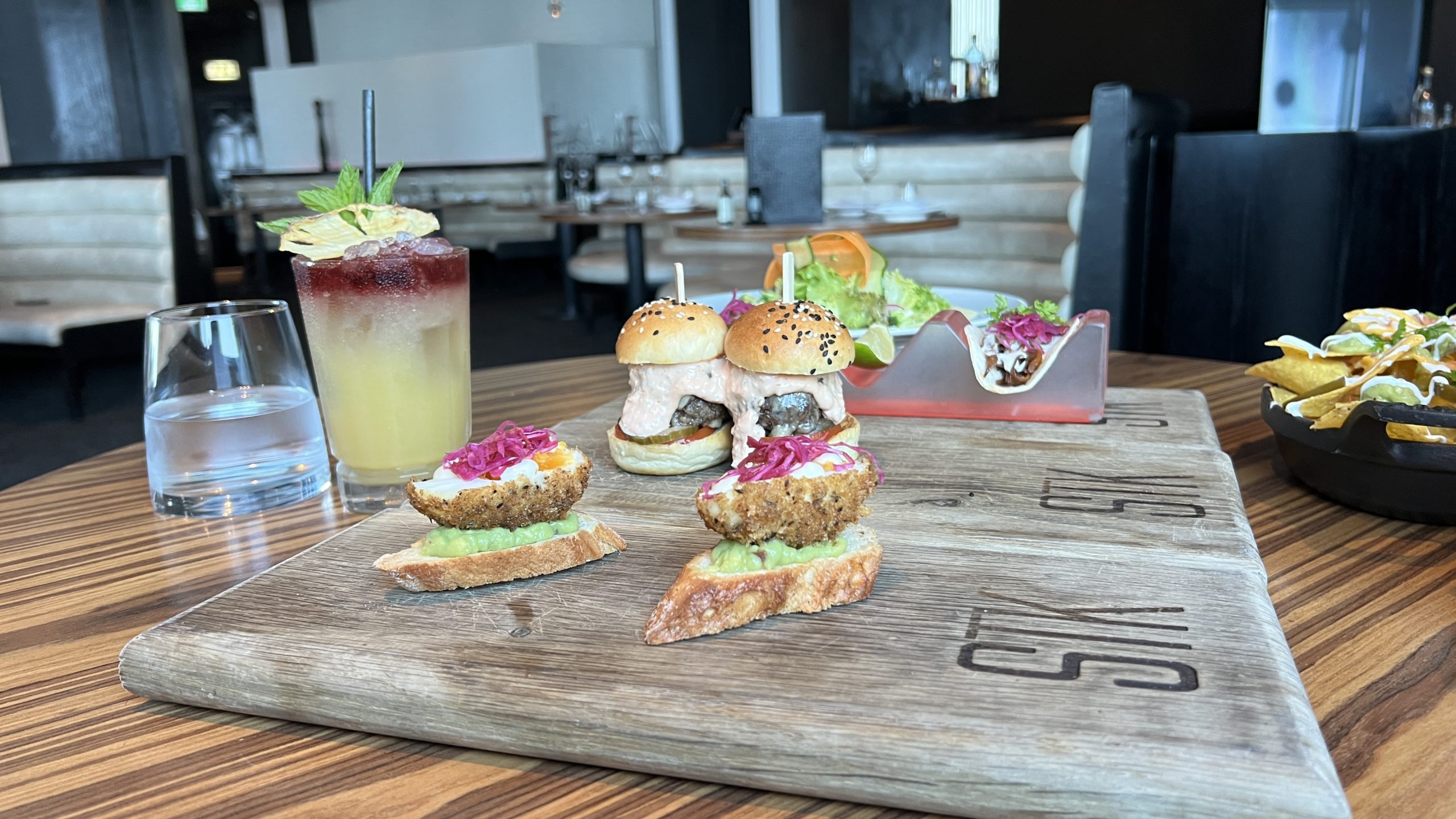 DARE TO BRUNCH AT STK DOHA - New In Doha - Inspiring You to Explore Qatar